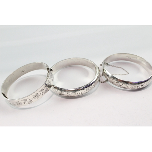 Collection of Sterling Silver Mid Century Bangle inc. Safety Chain x 3 (68g)