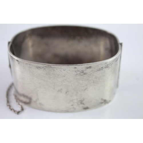 Antique Sterling Silver Bangle w/ Etched Design (67g)