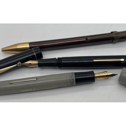 2 vintage fountain pens together with a Golmet ball bearing pen ...