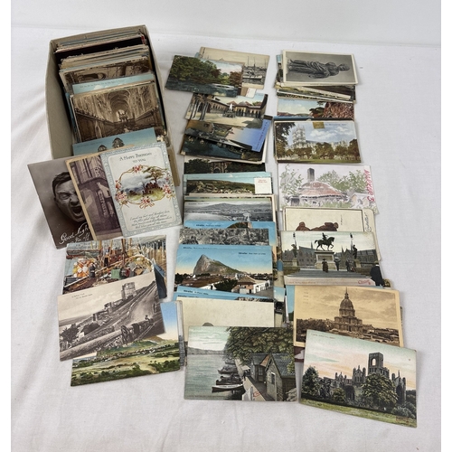 A box of 370+ assorted early 20th century British & worldwide postcards ...