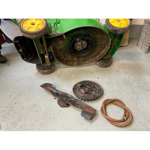 JOHN DEERE JX90 SELF PROPELLED PETROL LAWN MOWER WITH 22” CUT A/F