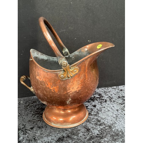VICTORIAN COPPER COAL SCUTTLE