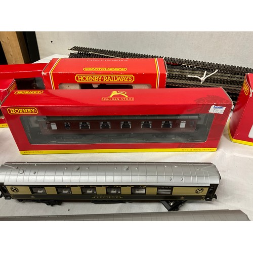 2 BOXES OF MODEL RAILWAY ITEMS-BOXED HORNBY ENGINES CARRIAGES TRACK ETC