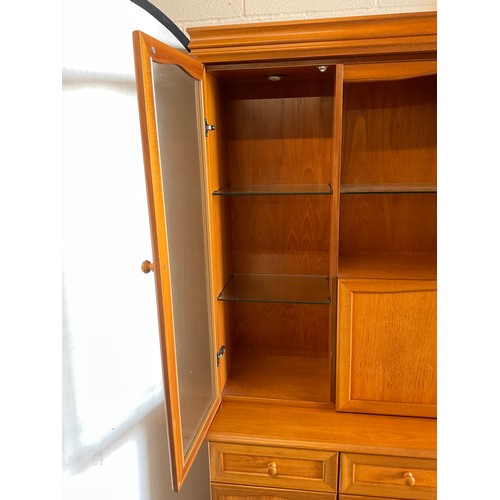 BADGED SUTCLIFFE FURNITURE TEAK LOUNGE UNIT H75"W62"D18"