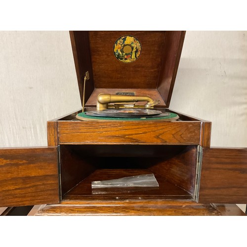 VINTAGE TABLE TOP CLIFTOPHONE WIND UP GRAMOPHONE H11"W14"D16"