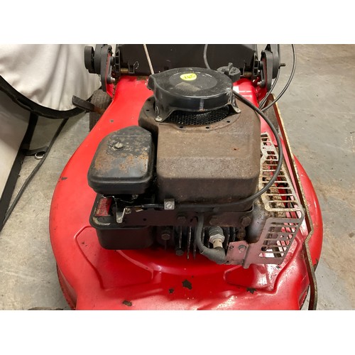 CHAMPION SELF PROPELLED PETROL MOWER WITH 4HP BRIGGS AND STRATTON ENGINE