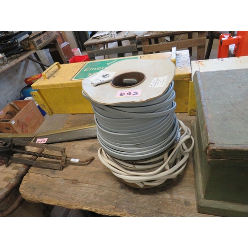 2 rolls electric cable