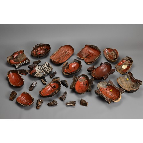 A QUANTITY OF CHINESE LACQUER EAR CUPS AND ASSOCIATED FRAGMENTS ...
