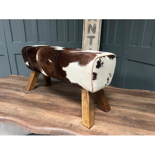 BOXED NEW LARGE BROWN AND WHITE COW HIDE POMMEL HORSE (Due to the ...