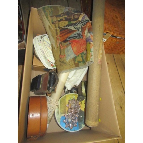 BOX OF MISCELLANEOUS ITEMS