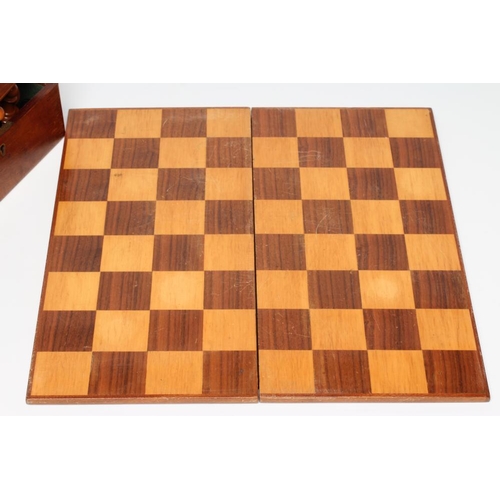 A JAQUES BOX AND EBONY STAUNTON PATTERN CHESS SET, late Victorian ...