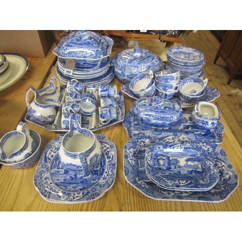 LARGE QUANTITY OF COPELAND SPODE ITALIAN PATTERN DINNER WARE