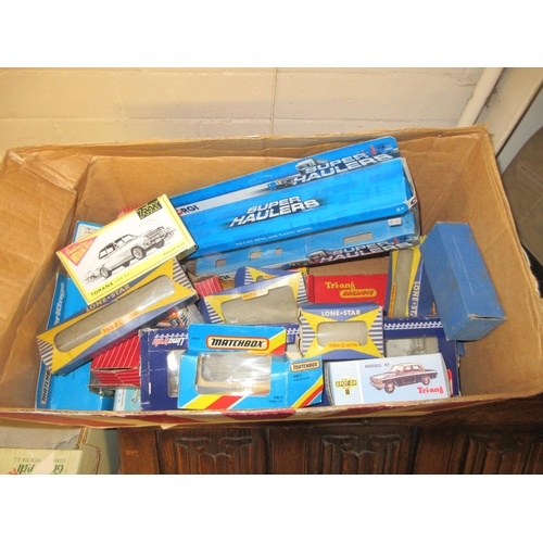 BOX OF MATCHBOX AND OTHER DIECAST CAR BOXES