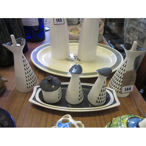 HORNSEA CRUET SET