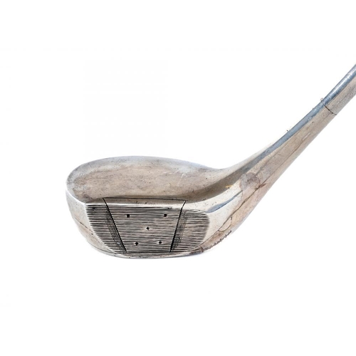 AN EDWARDIAN SILVER GOLF CLUB DRIVER by Ellkington & Co., Birmingham ...