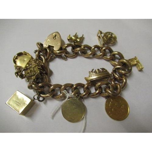 9CT GOLD CHARM BRACELET INCLUDING 1910 HALF SOVEREIGN - 53.4 G GROSS