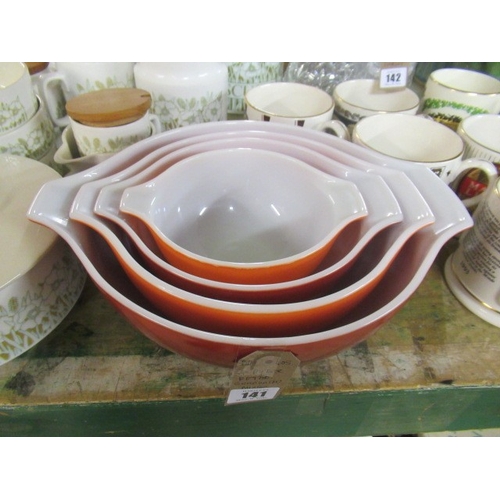 FOUR PYREX RETRO GRADUATED MIXING BOWLS