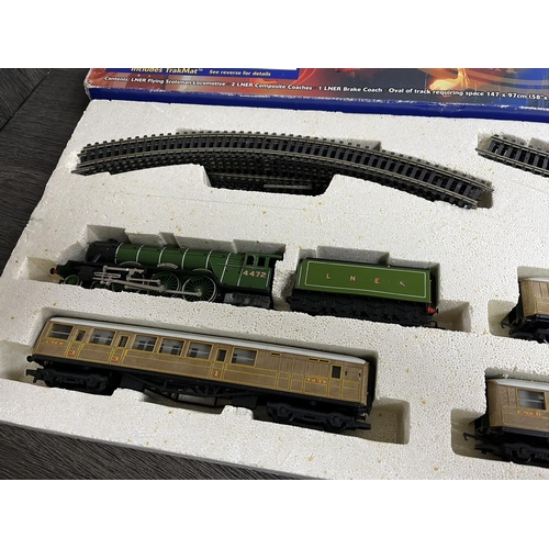HORNBY FLYING SCOTSMAN TRAIN SET