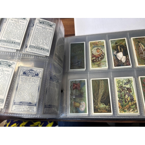 FOLDER OF PLAYERS ODD CARDS PLEASE SEE PICTURES