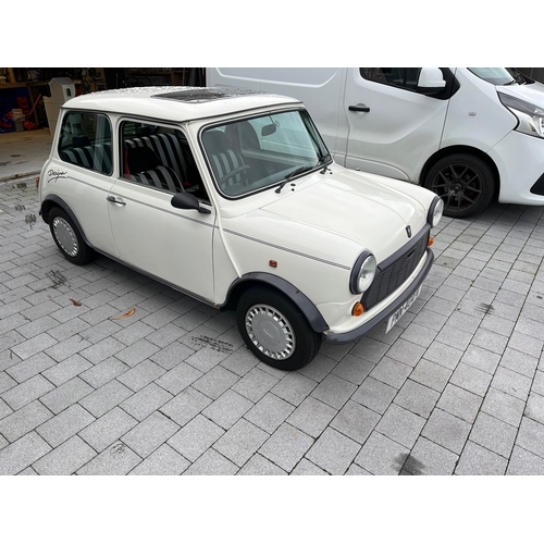 PMN404K Austin Mini Designer (Mary Quant) First Registered 06.09.1988 ...