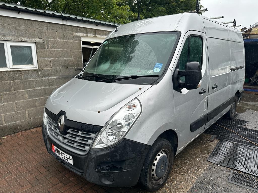 MMN625P Grey Renault Master MM33 Business DCI 2298cc First Registered ...