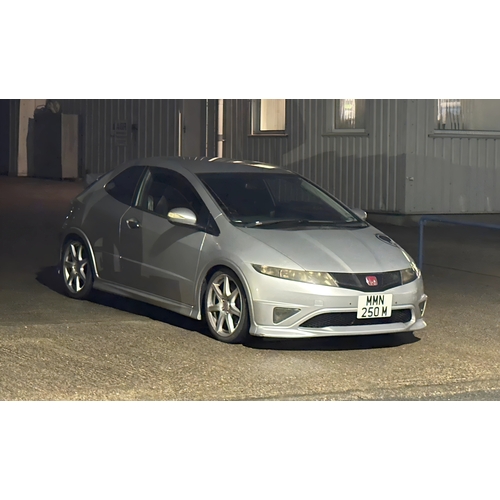 MMN250M Silver Honda Civic 1998cc Type R FN2 First Registered 10.07. ...