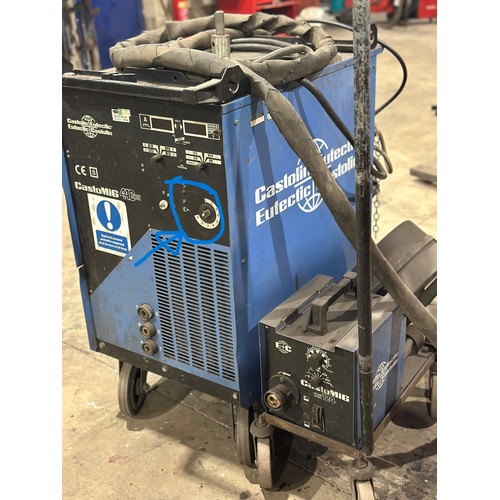 Castomig 448 welder Circa 1990's No leads or handset, need a 10 port switch VAT ON HAMMER @ 20%