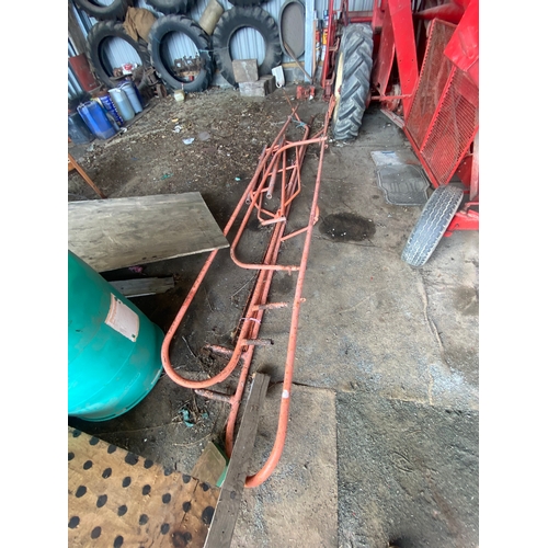 Bale sledge SEE MORE INFORMATION FOR VIEWING DETAILS