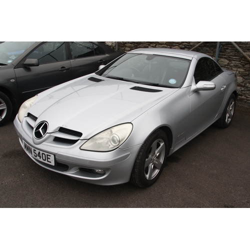 MMN540E Silver Mercedes SLK 200 1796cc First Registered 09.03.2005 ...