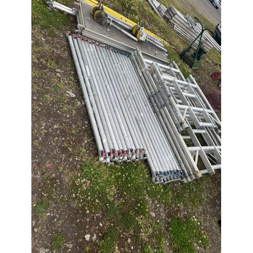 BOSS Alloy Scaffold Tower 5.2m Tall, Single Width (1.8m) High-quality ...