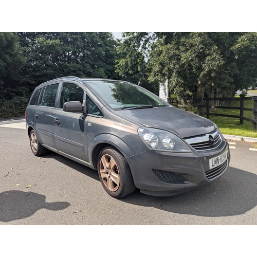 LMN839M Grey Vauxhall Zafira Exlusive 1796cc First Registered 31.05. ...