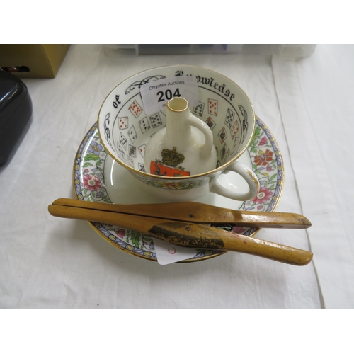 Collection of Exhibition, crested ware and maughlin ware