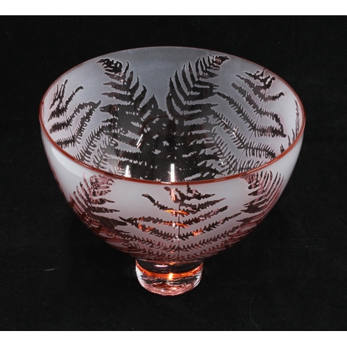 Stephen Gillies & Kate Jones contemporary studio 'Bracken' glass bowl ...