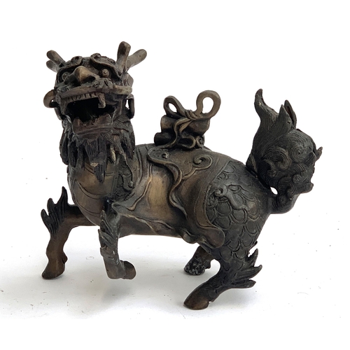 A bronze figure of a Chinese qilin, 25cmH