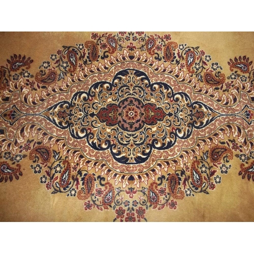 A PRADO ORIENT KESHAN SUPER WOOLEN RUG