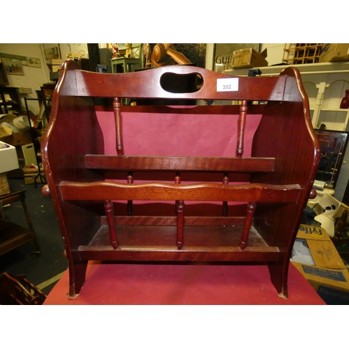 QUALITY MAHOGANY MAGAZINE RACK