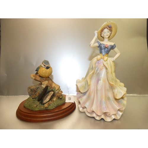 MOUNTED BIRD FIGURINE AND LEONARDO COLLECTION LADY FIGURINE