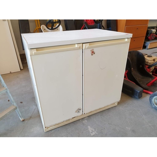 Zanussi Under Counter Side by Side Fridge Freezer 90cm x 60cm x 85cm