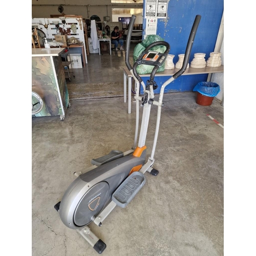 Sportop E850 Cross Trainer / Elliptical Machine