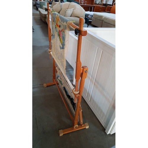 Country Style Adjustable Wooden Tapestry Loom / Frame, Floor Standing,