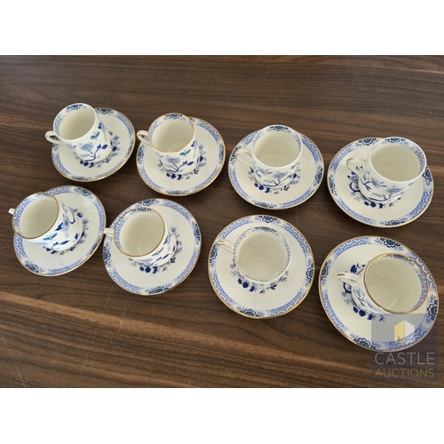 Set of 8 x Royal Grafton 'Dynasty' Pattern Tea Cups & Saucers, Fine ...