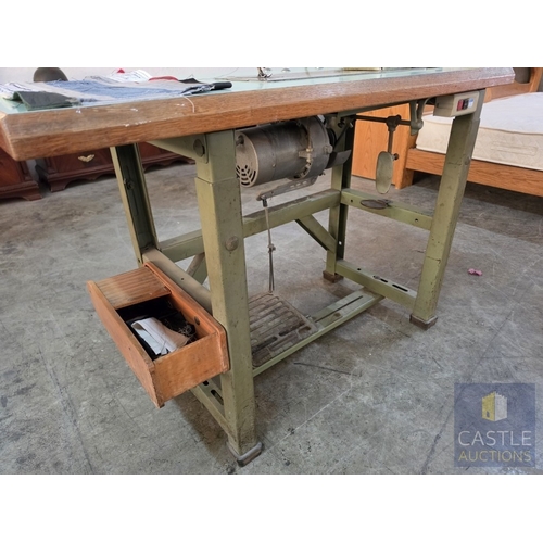 Hubert Industrial Electric Sewing Machine, Fitted with Clutch Motor ...
