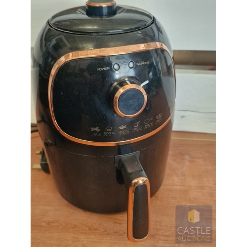 Electric Kitchen Tools; Lakeland 1.5L Slow Cooker, No 13662 and 2L ...