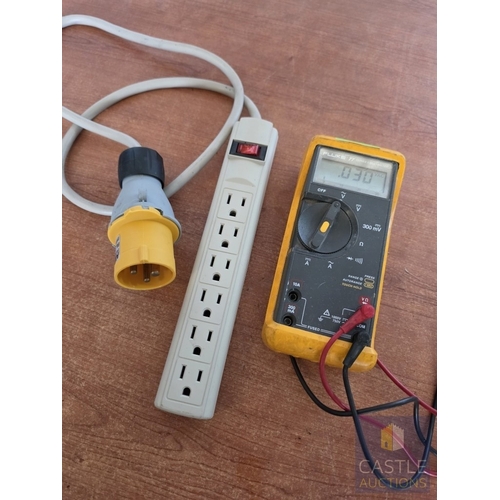 FLUKE 77 Series II Multimeter (Basic Test and Powers On), Together with ...