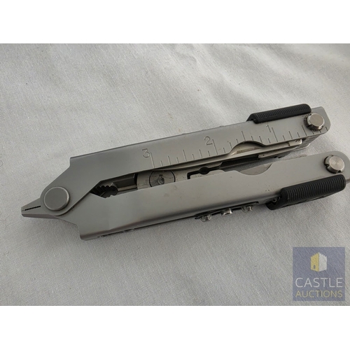 Vintage Gerber MP600 multitool, made in USA. Complete with original ...