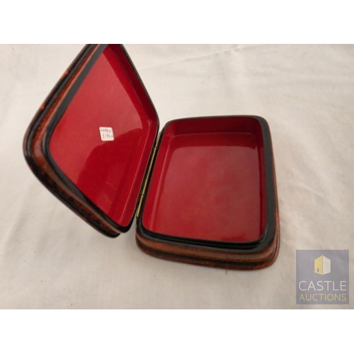 Russian Mstyora lacquer box, hand-painted in tempera and gilt on papier ...