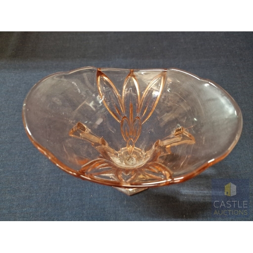 ART DECO Pink Pressed Glass Vase, Circa 1930s of Flared from with ...