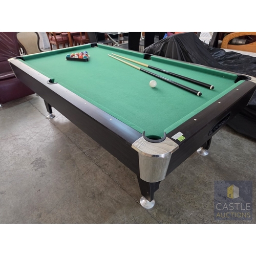 Modern 8ft American-Style Pool Table, Black Finish with Chrome Effect ...