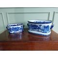 Two good quality decorative blue and white ceramic foot baths {22 cm H ...