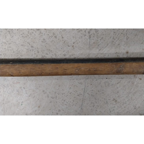 1912 UVF training rifle. {109 cm L x 7 cm W}.